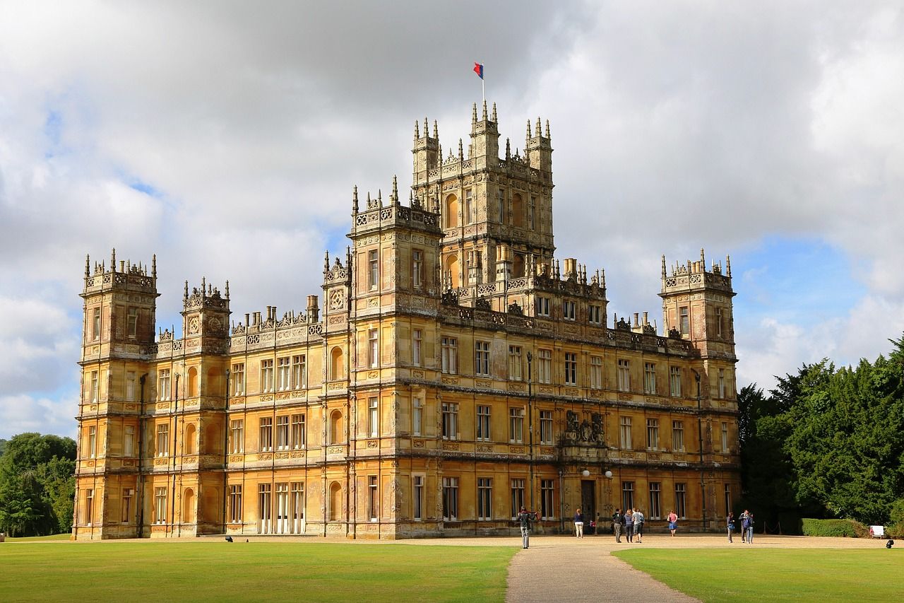 Downton Abbey's Lady Carnarvon of Highclere Castle