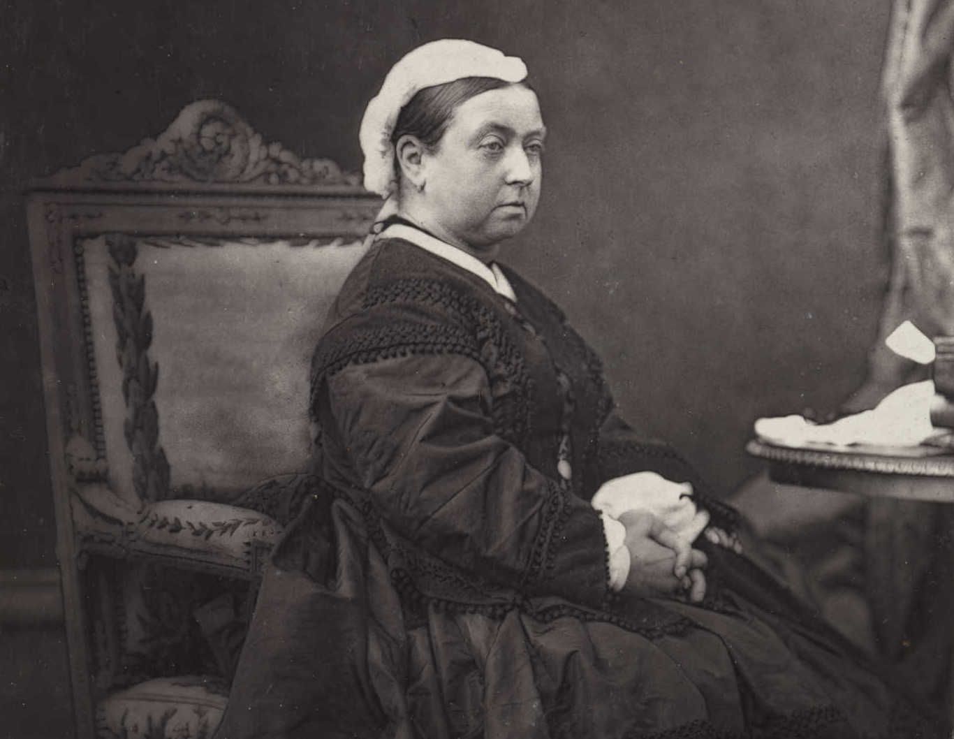 Queen Victoria's coffin - sentimental items she's buried with