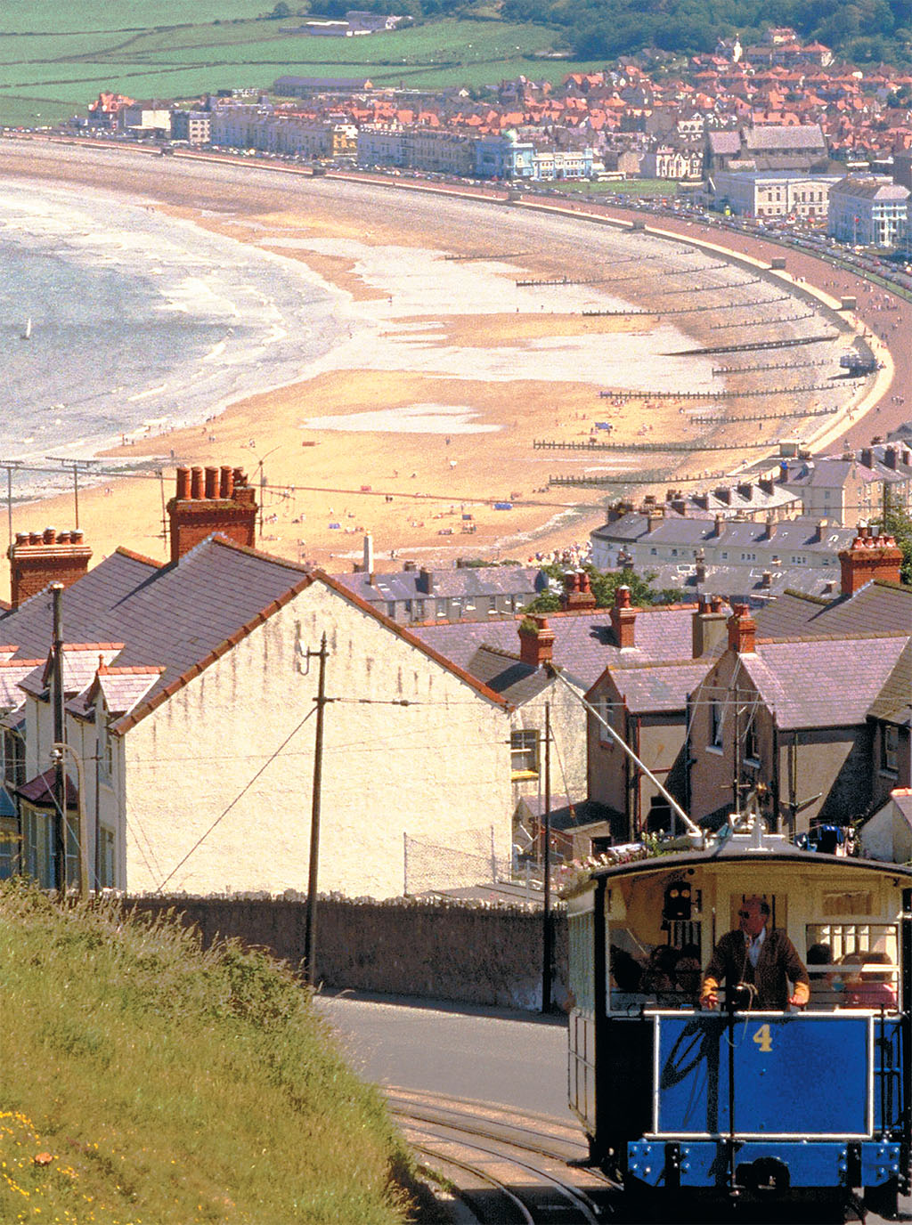 By the Beautiful Welsh Seaside | British Heritage